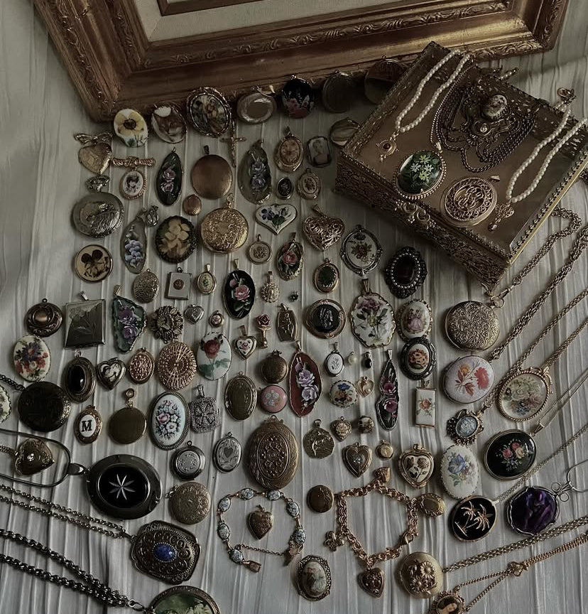 VAIGE | Vintage Jewelry, Accessories, Stationery & Clothing