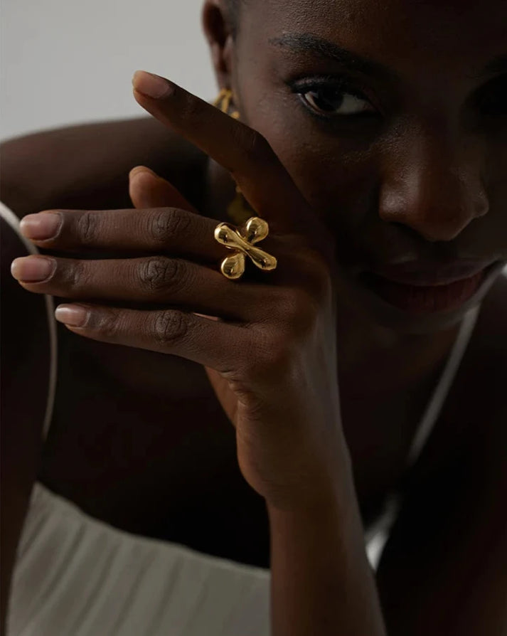 VAIGE | Timeless Classic Vintage Jewelry & Accessories.