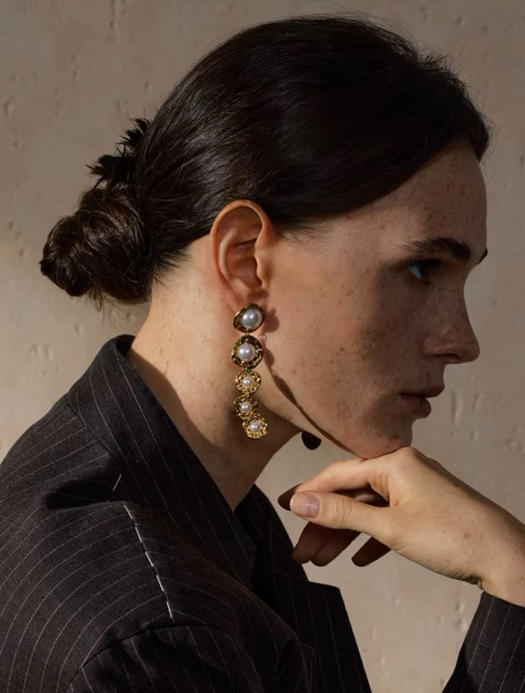 VAIGE | Timeless Classic Vintage Jewelry & Accessories.